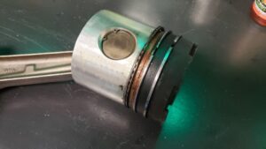 4 Signs Of Bad Or Leaking Piston Rings